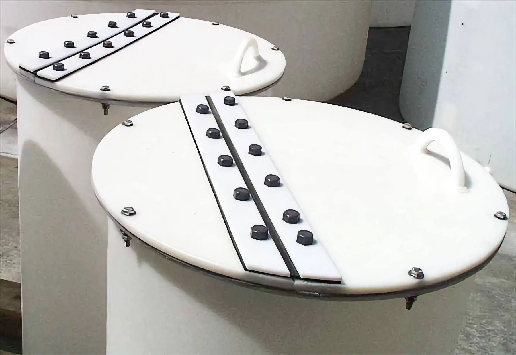 Peabody Engineering :: 02-33024 | Bolted Lid for ProChem Open Top ...